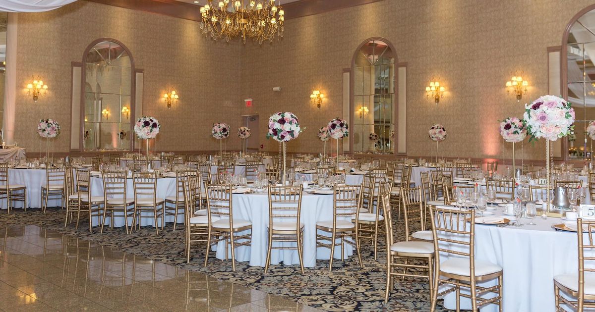 Bling In The Barn | Geneva Design & Floral | PartySlate
