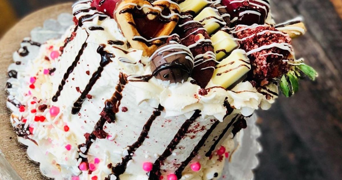 Signature Sweets Factory | Chicago Bakery & Desserts | PartySlate