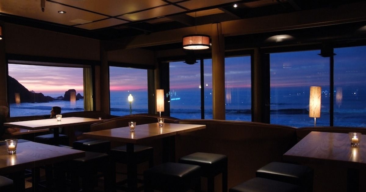 Moonraker Restaurant | Pacifica Venue | PartySlate