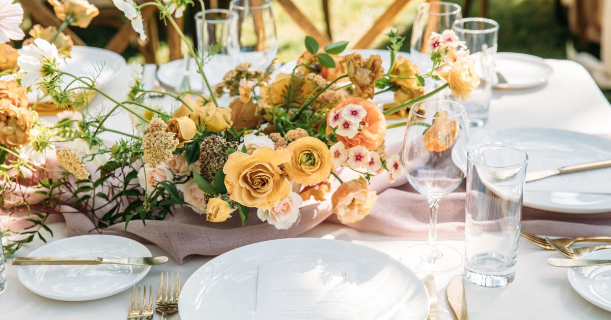 Laura's Floras | Oakland Design & Floral | 142 photos | PartySlate