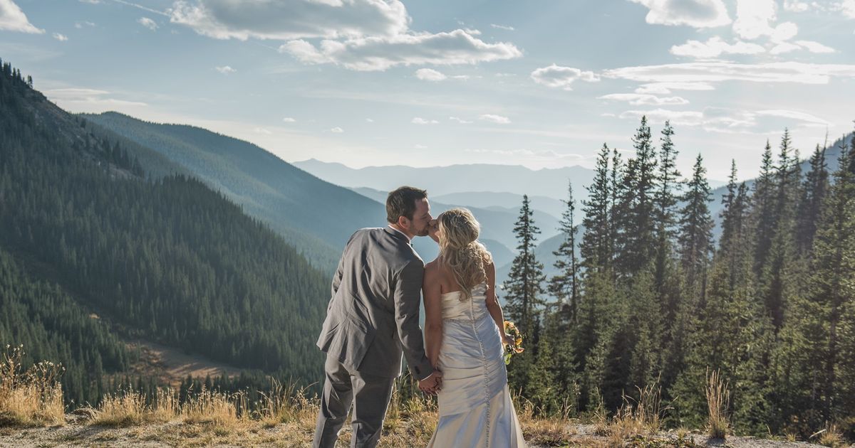 Aisle Finesse | Denver Entertainment | PartySlate