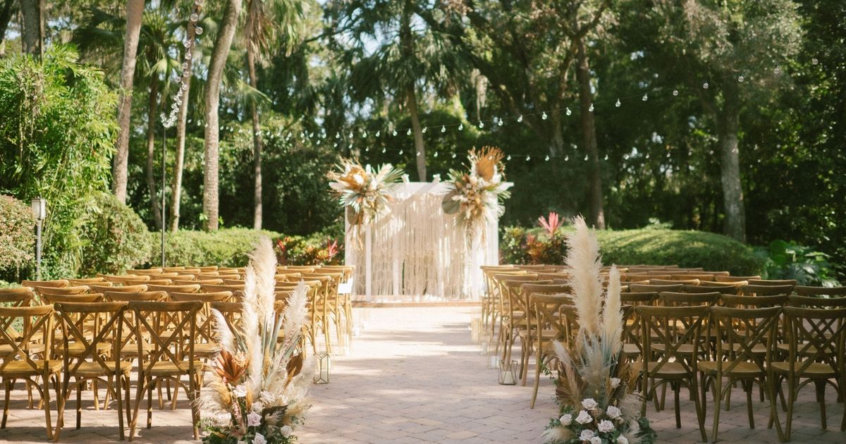 Atmospheres Floral & Decor | Orlando Design & Floral | PartySlate
