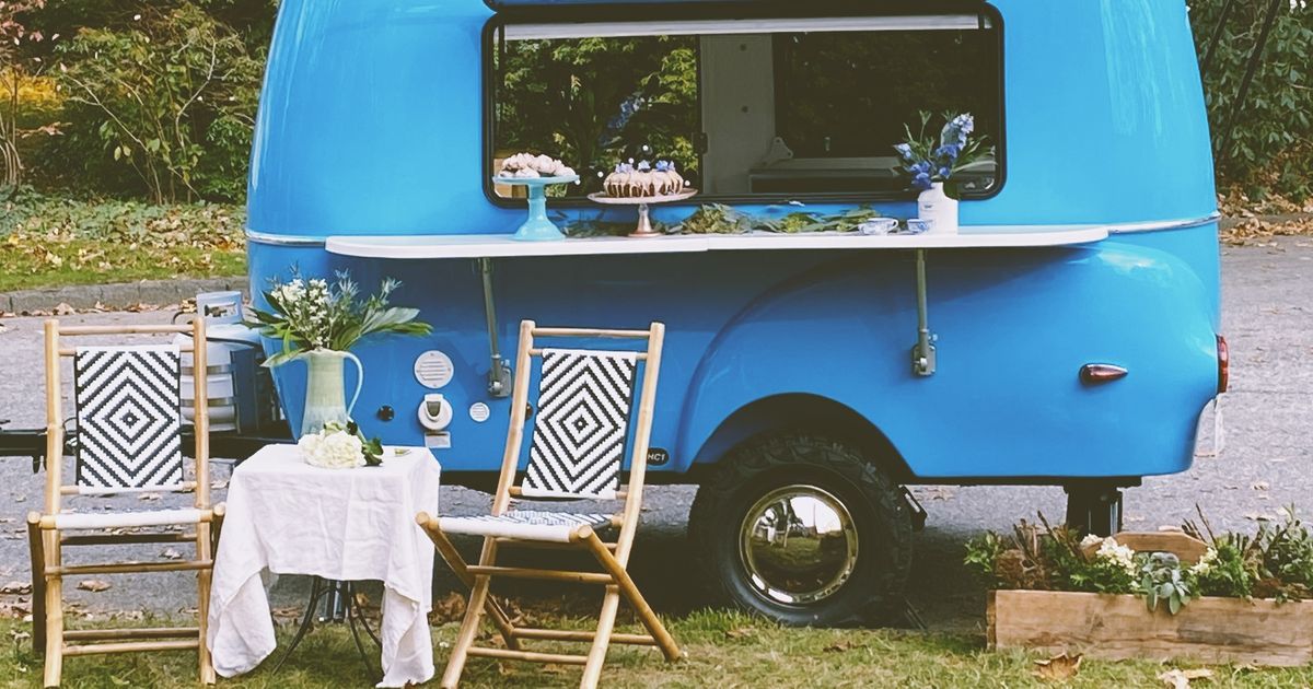 Blue Bird Mobile Dessert Bar | Boston Bakery & Desserts | PartySlate