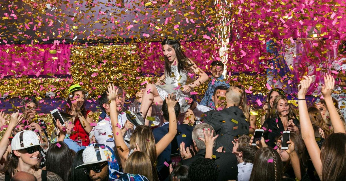 Nyx Entertainment | Washington Entertainment | PartySlate