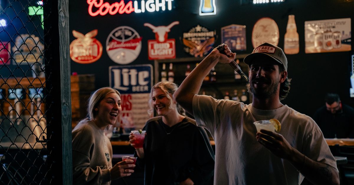 Axe Escape - Axe Throwing Bar | Austin Entertainment | PartySlate