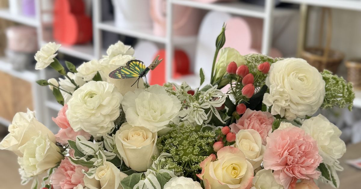 Hollywood Blooms | Лос-Анджелес Design & Floral | PartySlate