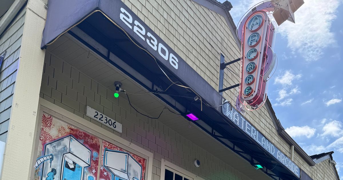 waterland arcade | Des Moines Entertainment | 23 photos | PartySlate