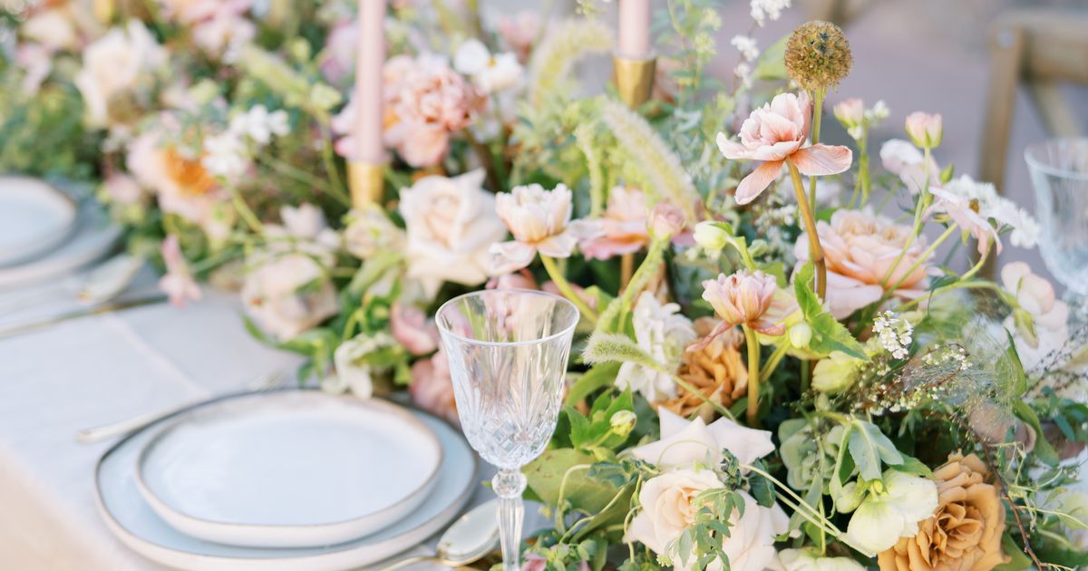 The Dreamers Flora | Dallas Design & Floral | PartySlate