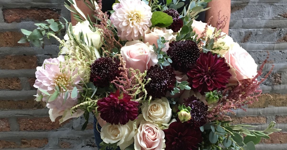 Stella Grey Blooms | Chicago Design & Floral | 116 photos | PartySlate
